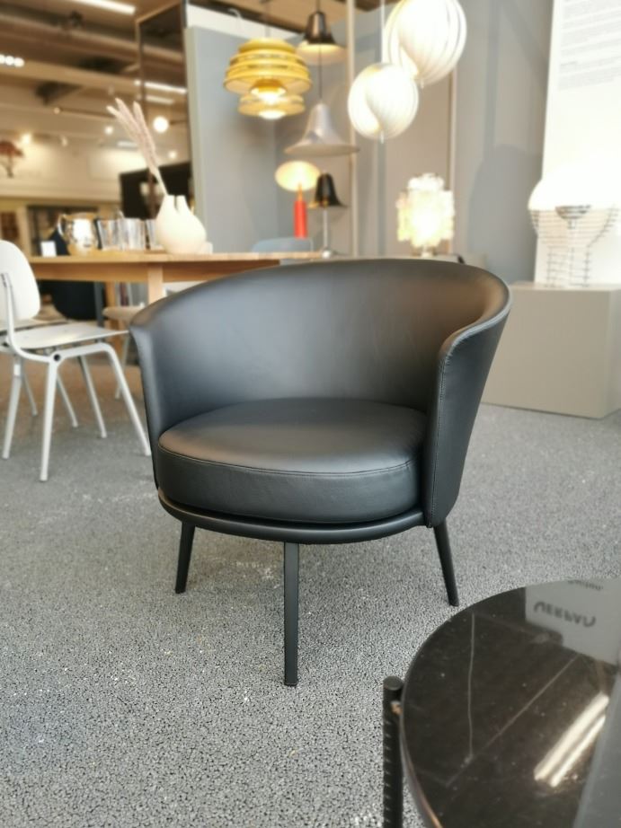 HAY Dorso - Black Powder Coated Steel / Sierra 1001