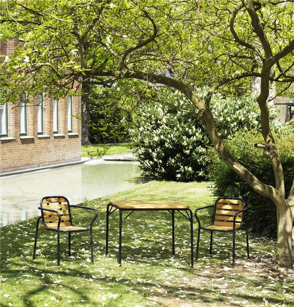 Normann Copenhagen Outdoor Vig Robinie Stol - Mørkegrøn/Olieret Træ