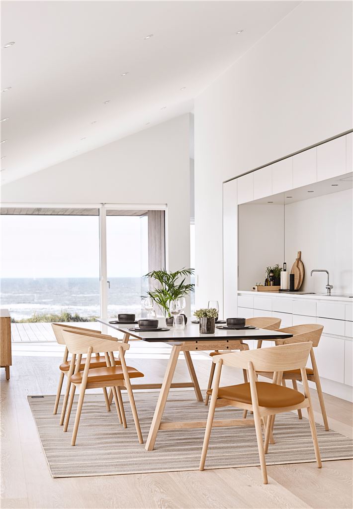 Andersen Furniture AC2 Stol - Hvidpigmenteret Eg/Cognac Læder